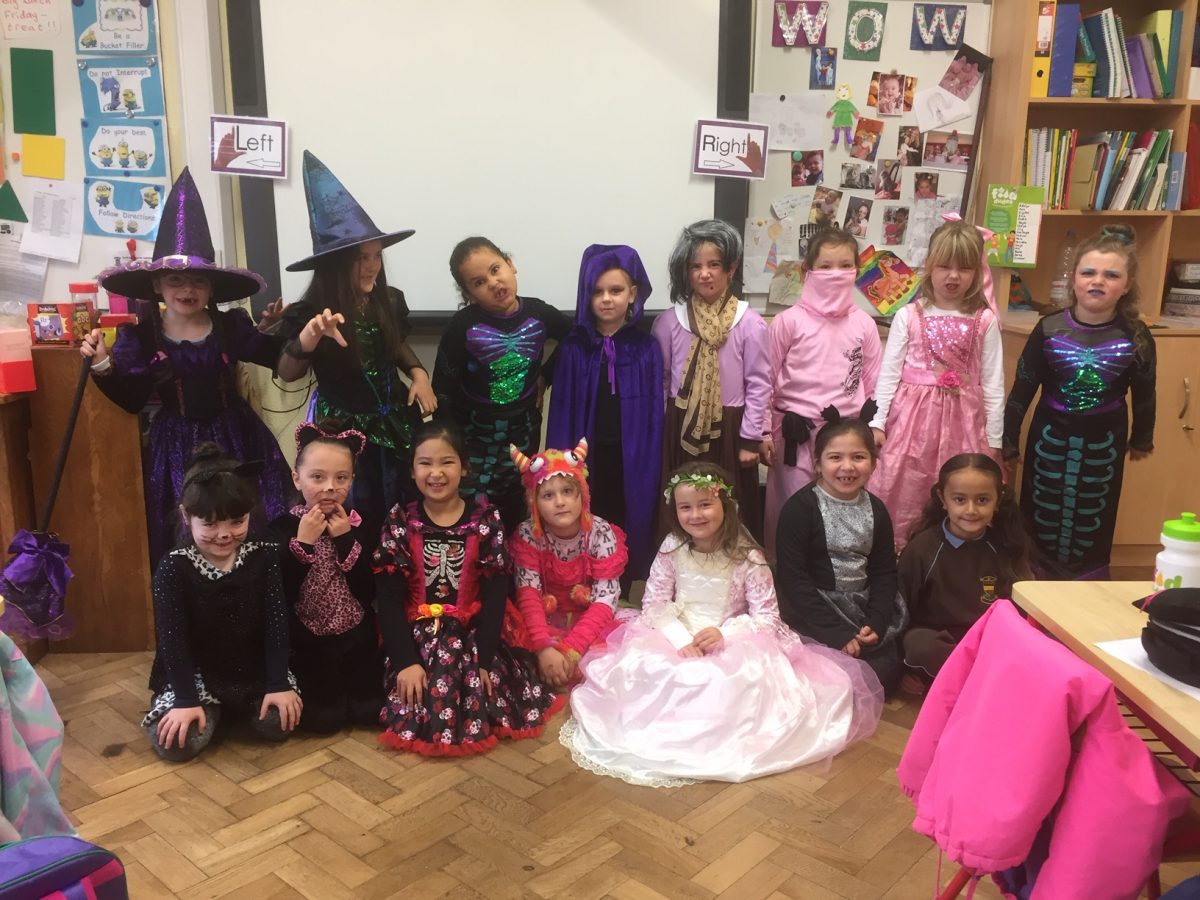 Halloween Class Group – Presentation Primary School Waterford